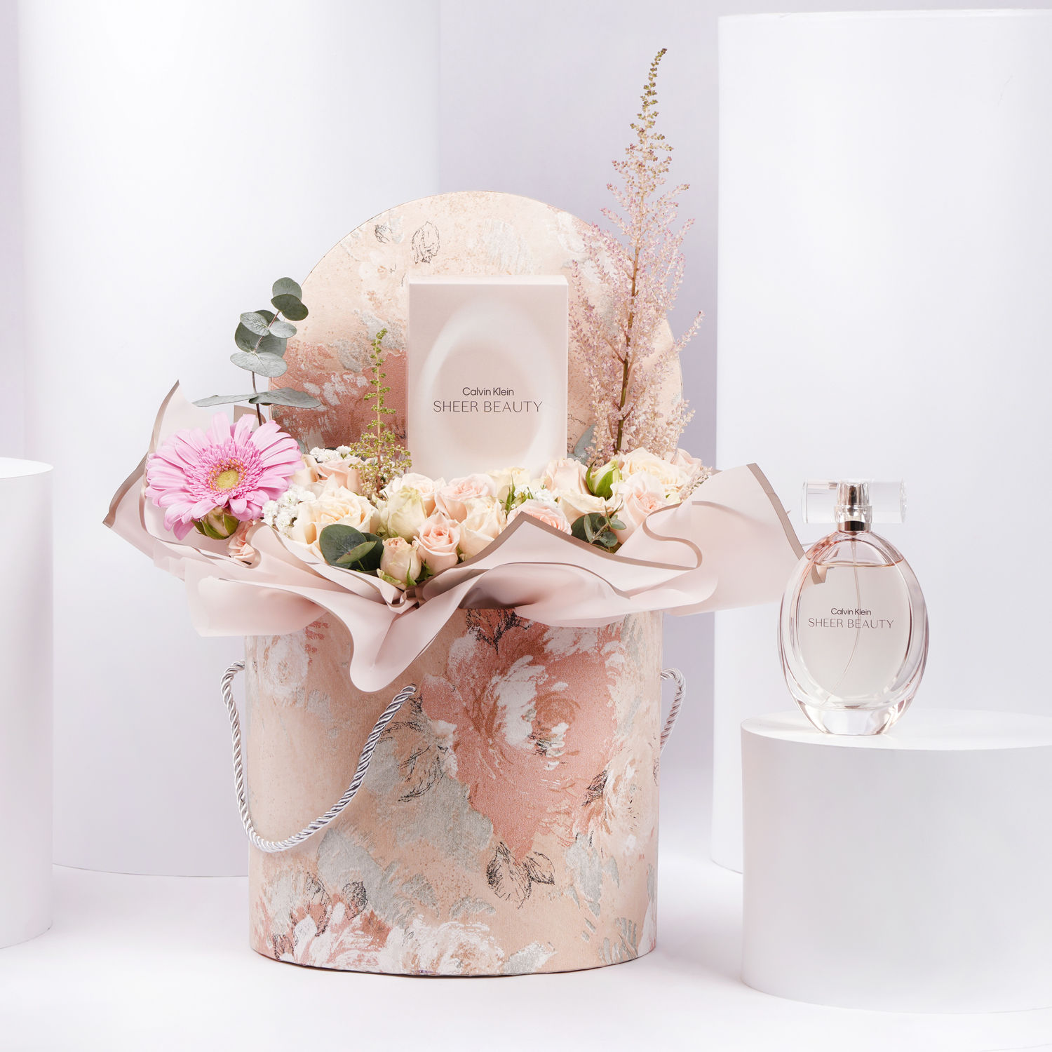 Combo of Flowers & Perfumes Delivery in Singapore - FNP SG