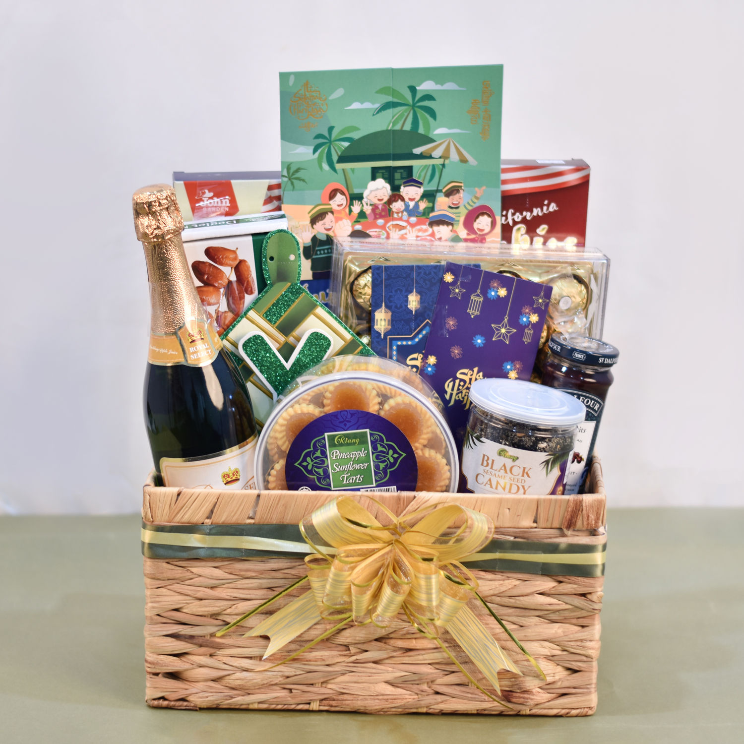 Hari Raya Warmth Hamper Delivery in Singapore - FNP SG