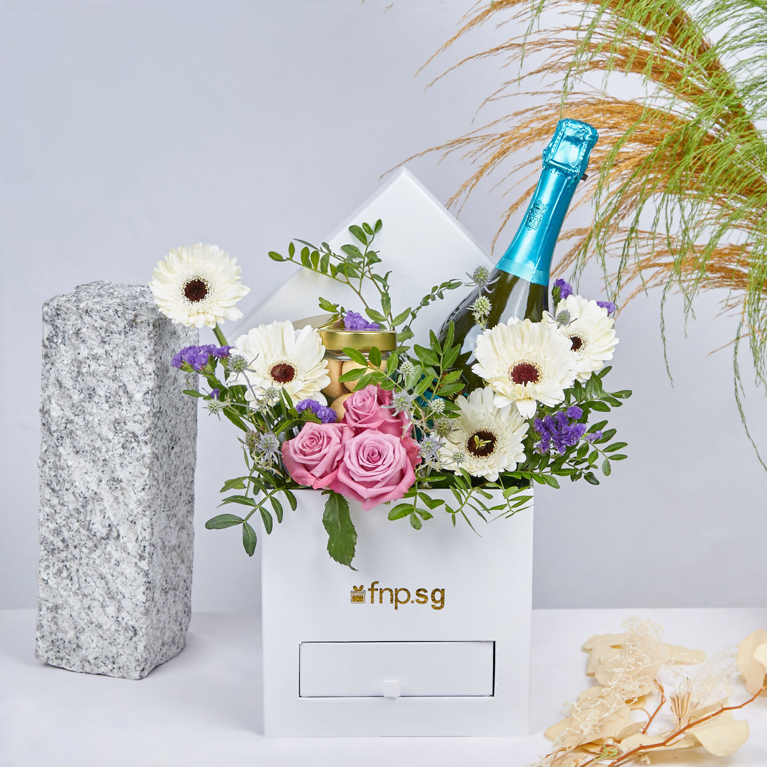 Villa Sandi Prosecco and Flowers Box Gift Delivery in Singapore - FNP SG