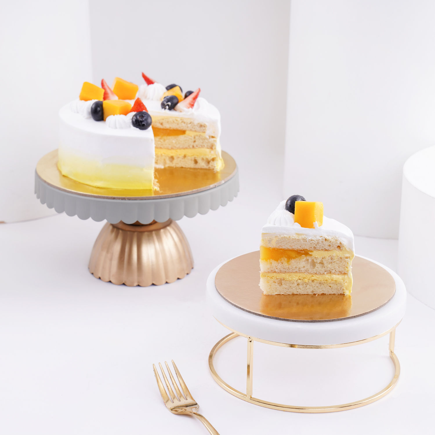 Mango Cake 650g Delivery In Singapore Fnp Sg