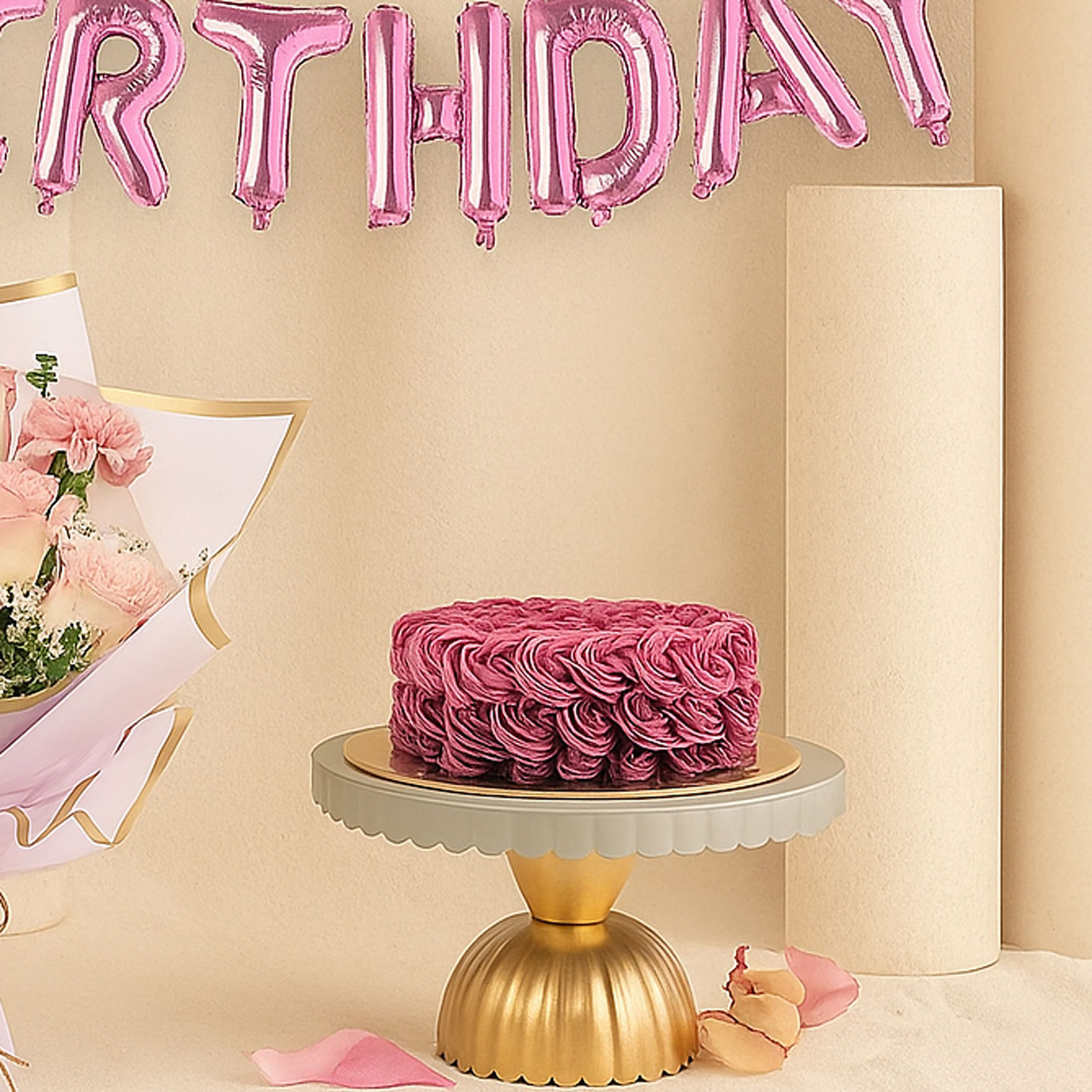 Delightful Birthday Wishes Combo Delivery in Singapore - FNP SG