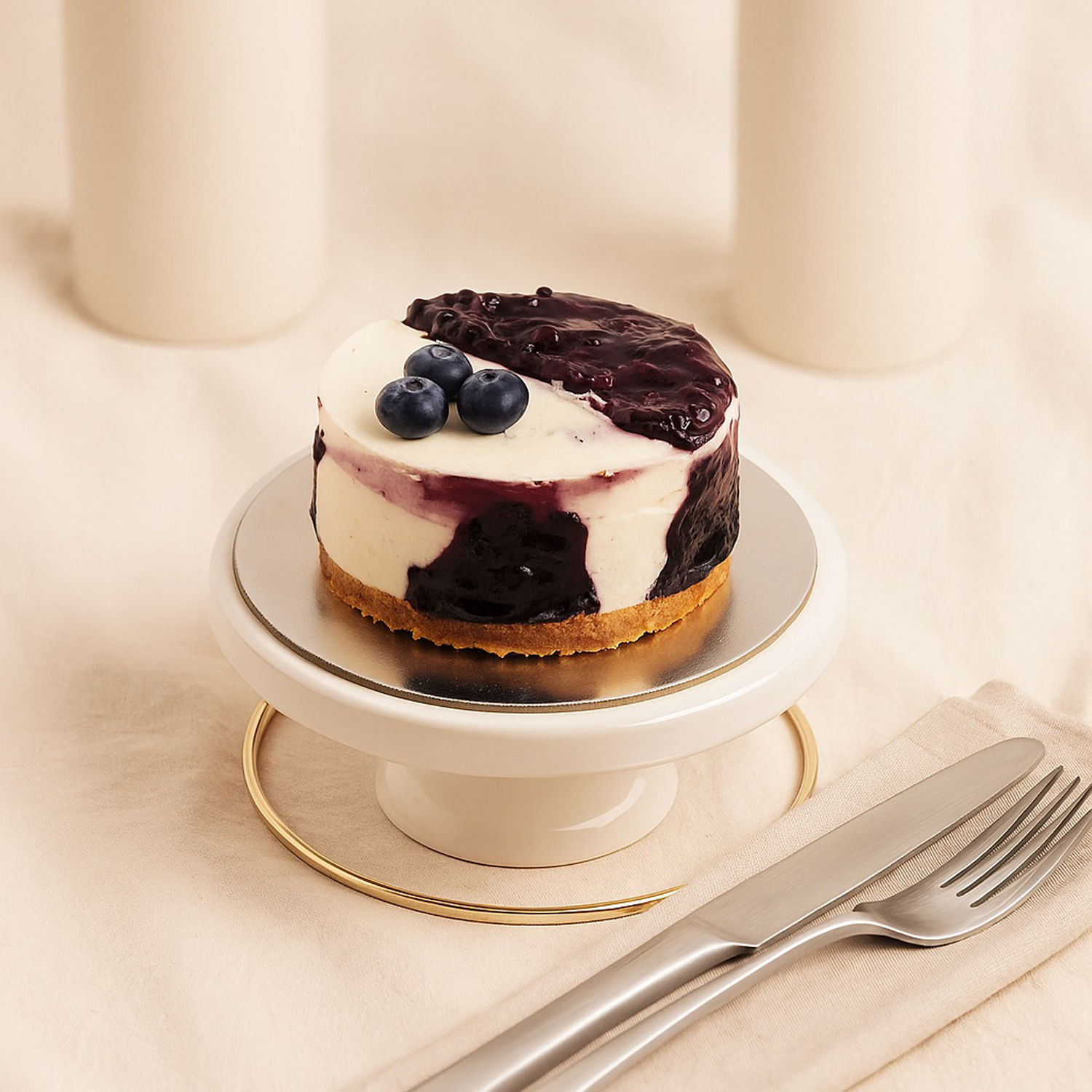 Mini Blueberry Cheese Mono Cake Delivery in Singapore - FNP SG
