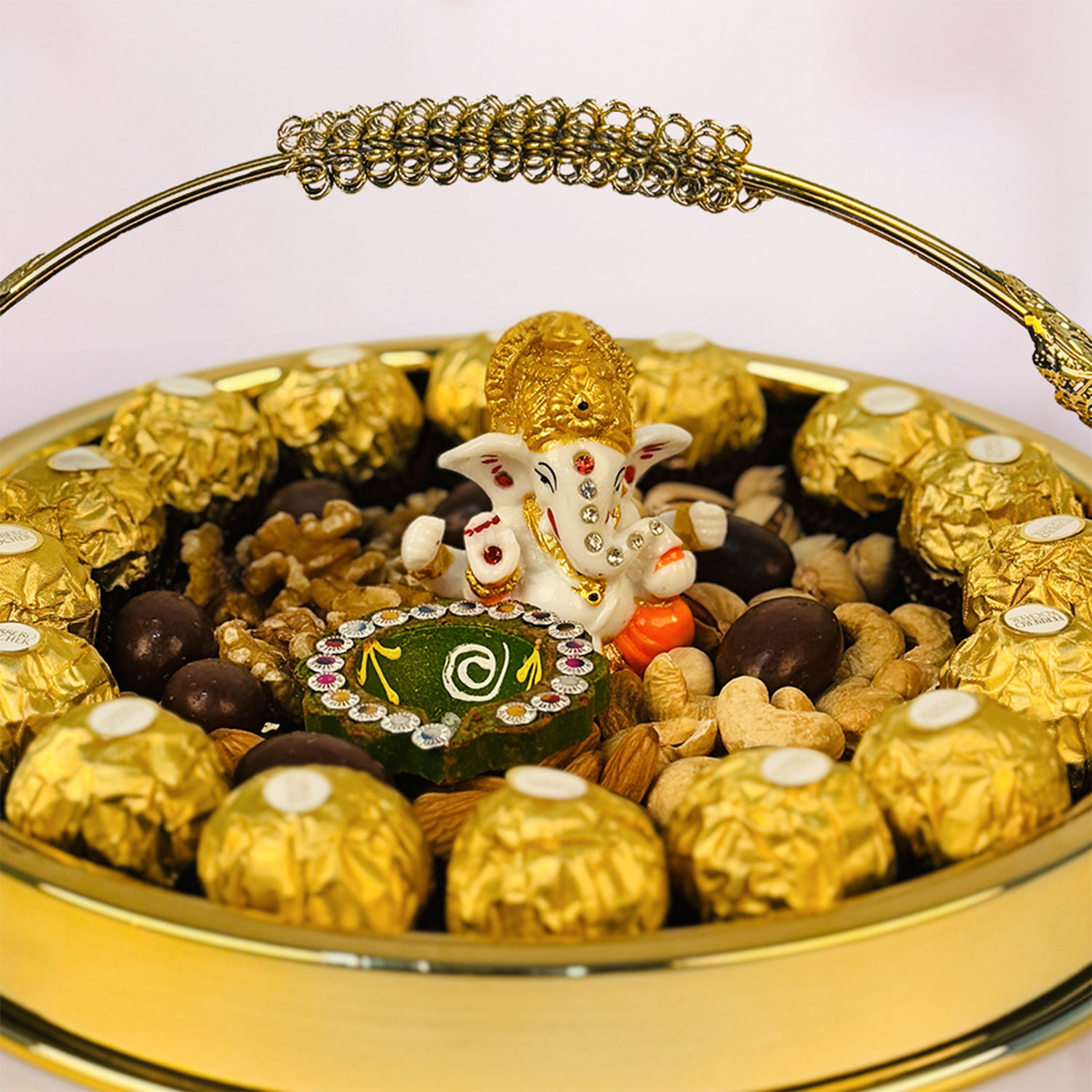 Premium Deepavali Chocolate & Dry Fruit Tray with Lord Ganesha Idol ...