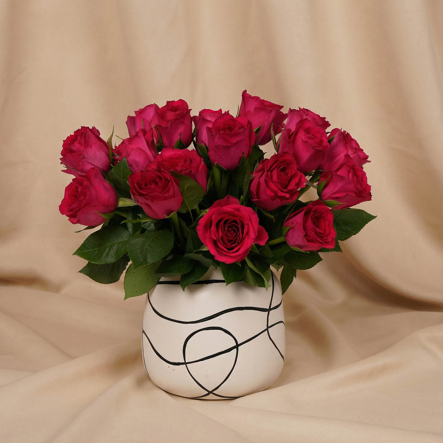 Romantic Dark Pink Roses for Valentine’s Day Delivery in Singapore - FNP SG